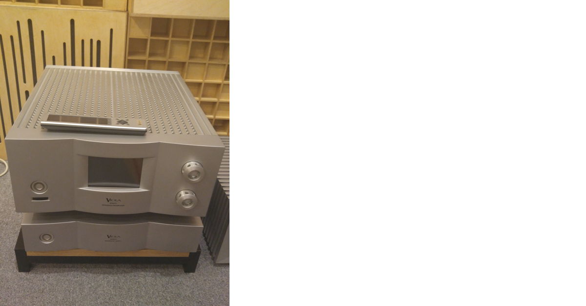 Viola Audio Labs Spirito 220v Preamp For Sale | Audiogon