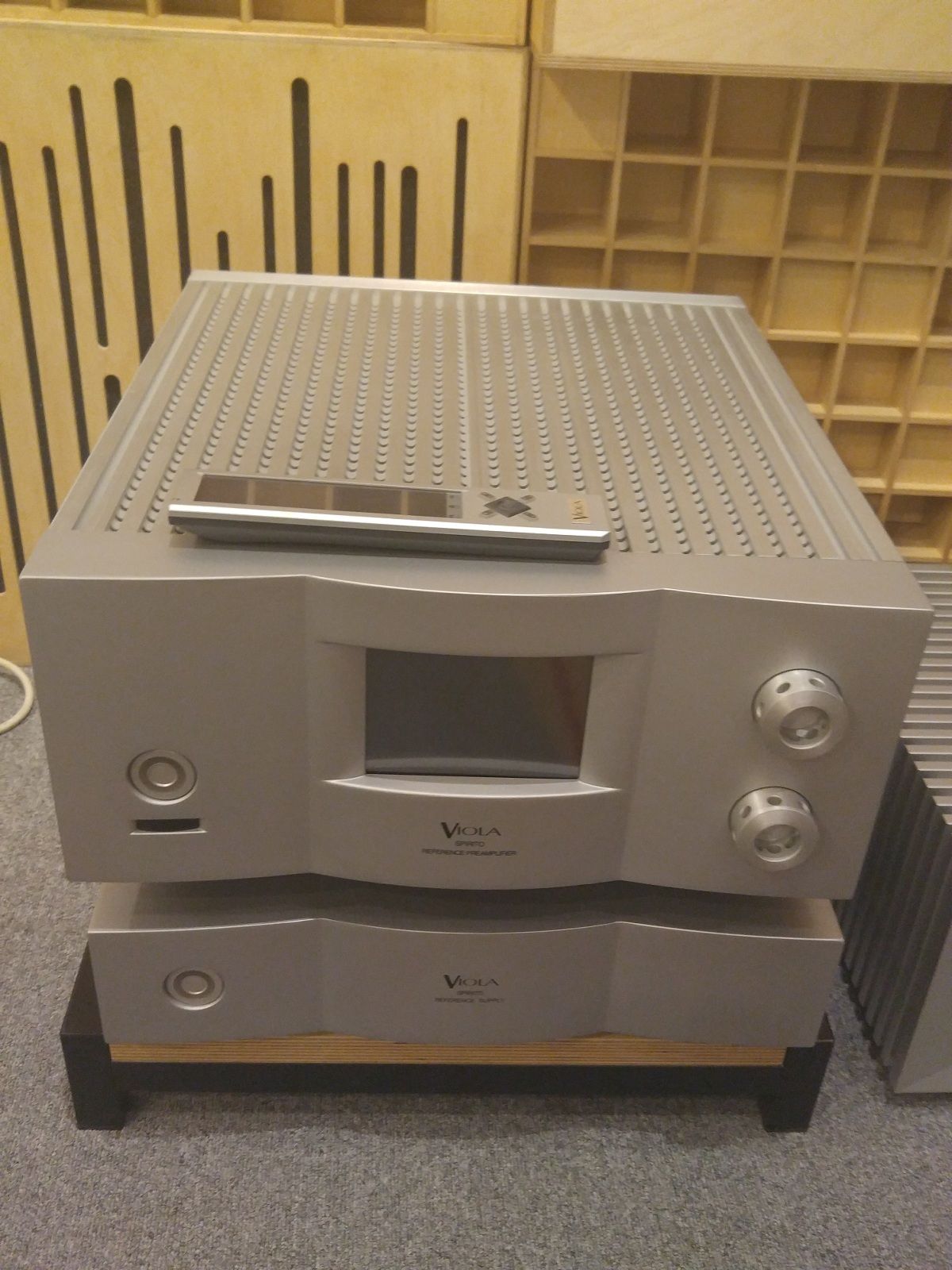 Viola Audio Labs Spirito 220v Preamp For Sale | Audiogon