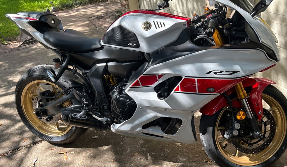 YAMAHA YZF-R7 WORLD GP 60TH ANNIVERSARY for rent near Austin, TX