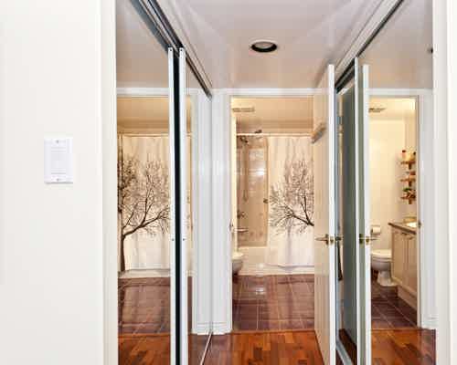 7 Favorite Modern-Style Door Designs for a Contemporary Home | One Day ...