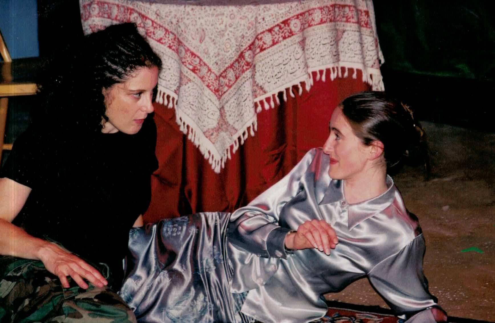 Golden Thread | ReOrient 2002