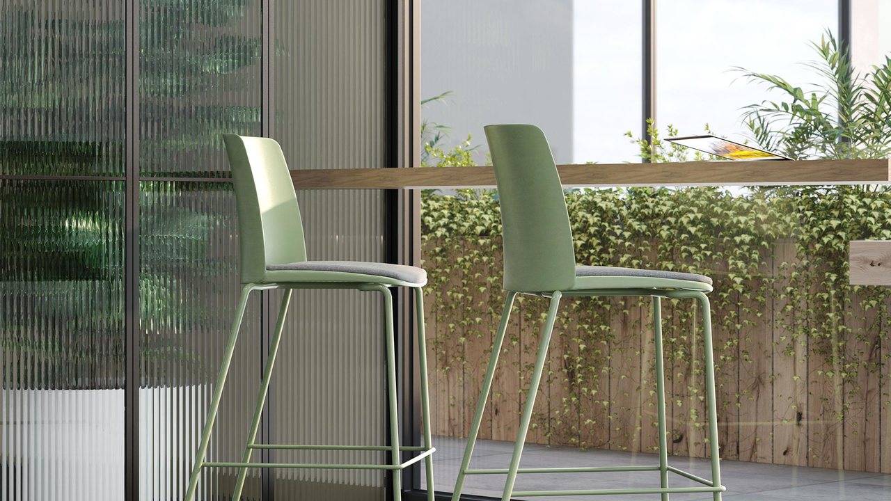 Kõrged toolid – Seisuk | E-pood