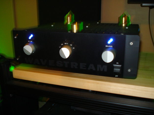 Wavestream Kinetics Linestage with Warranty For Sale | Audiogon