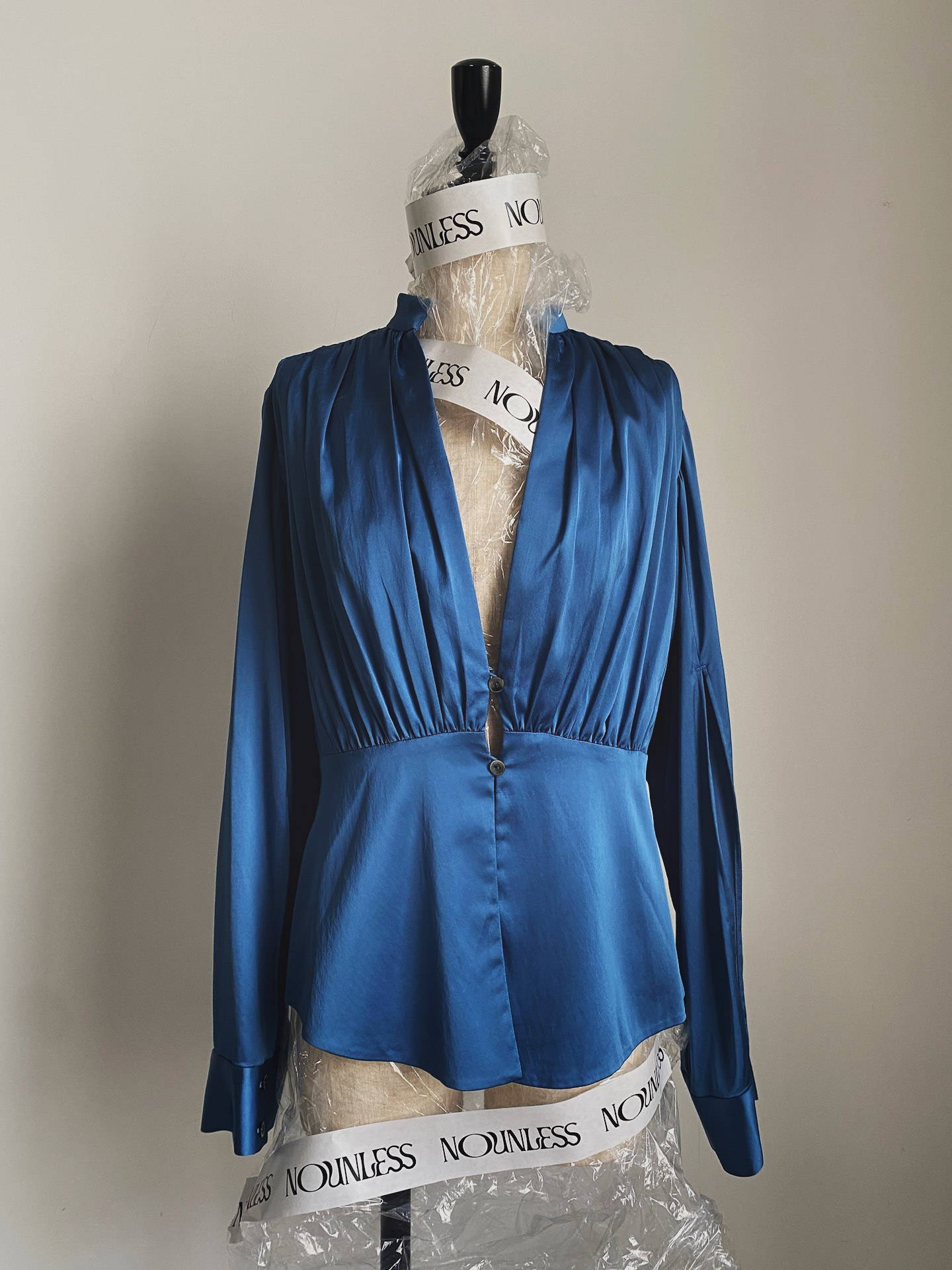 0915 STYLING – NOUNLESS