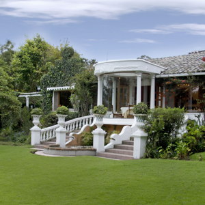 Guest Hub - La Mirage Garden Hotel & Spa