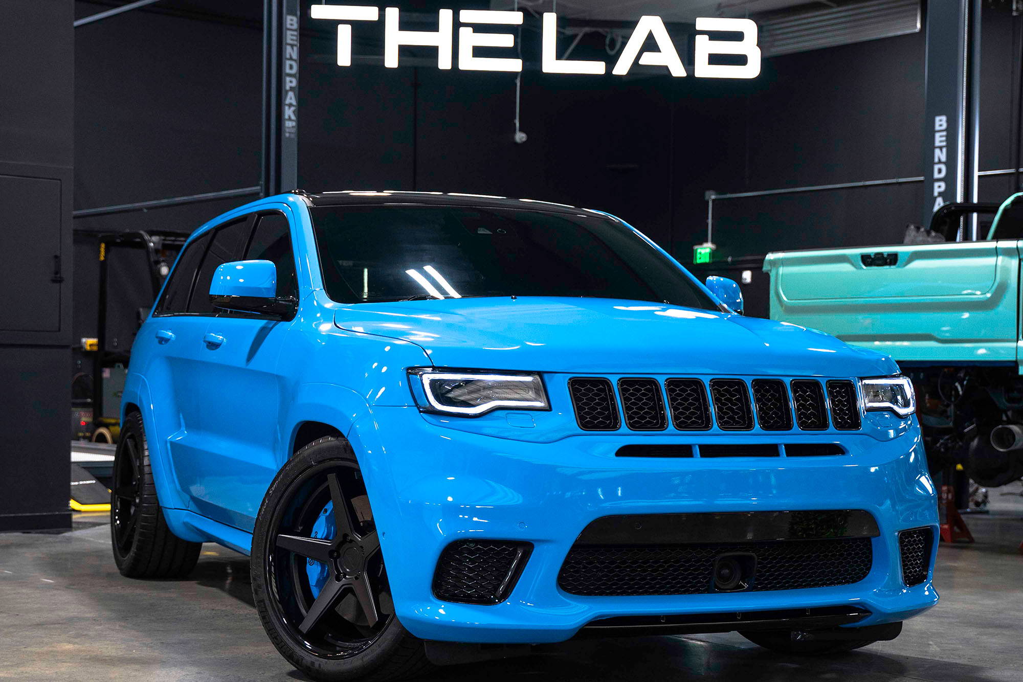 2019 Jeep Grand Cherokee Trackhawk Full Makeover – THE LAB: Legends ...