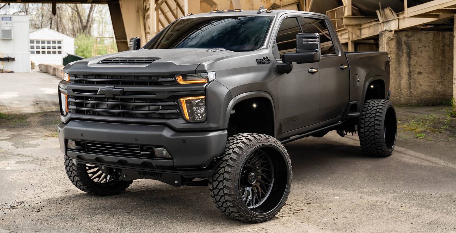 LGND32 Giveaway: WIN THIS 2022 DENALI 2500 DURAMAX + $50,000 CASH!