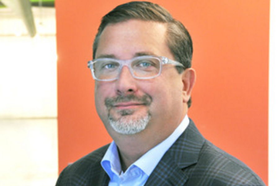 John Bunch climbs high at Financial Engines as two execs vacate power ...