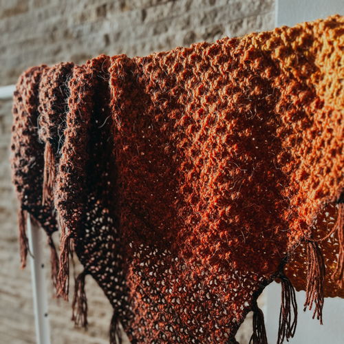 Easy Shawl Crochet Pattern Mini Acorn Shawl crochet pattern