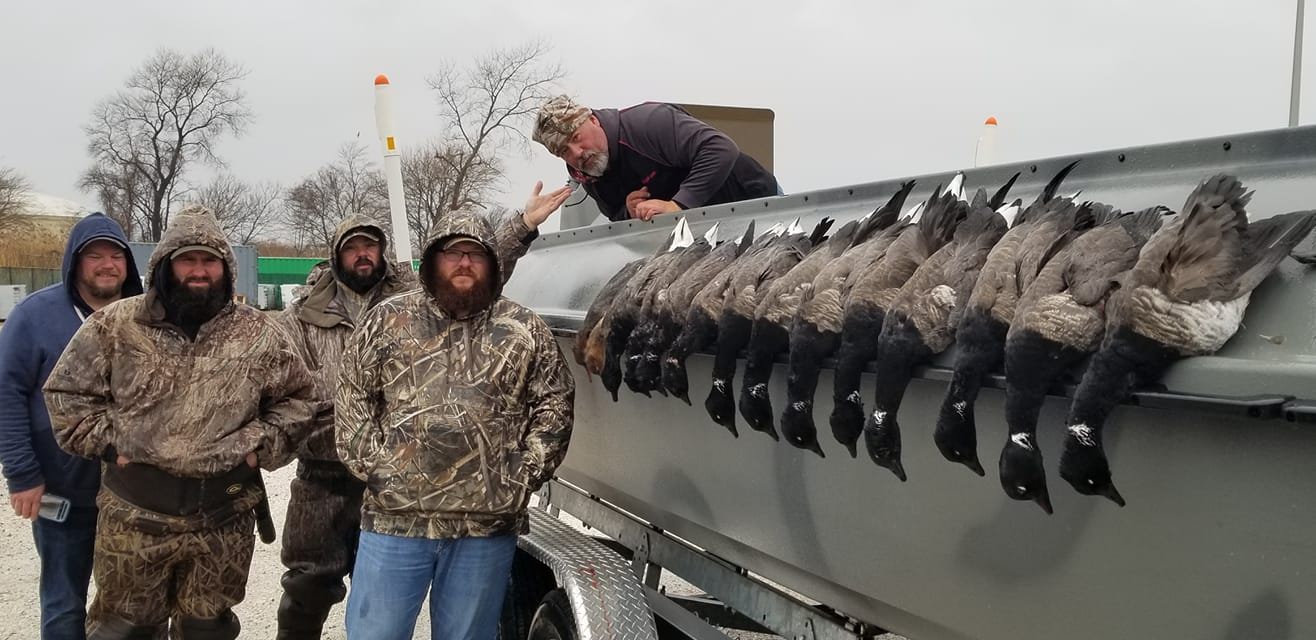 Knock Em' Down Guide Service New York Brant Goose Hunts in New York ...