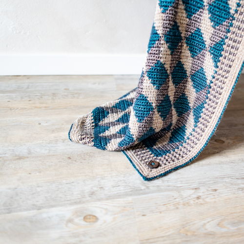 Infinity Cubes Throw