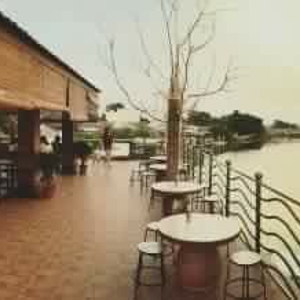 Firefly Jetty Cafe