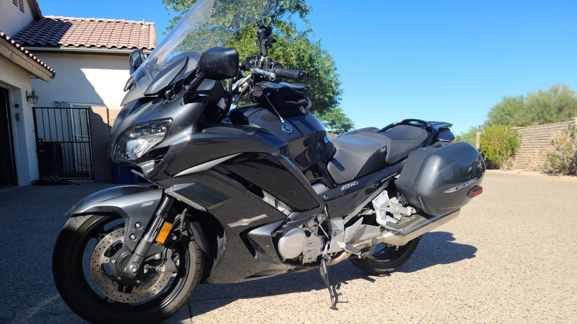 YAMAHA FJR1300ES for rent near Yuma, AZ - Riders Share