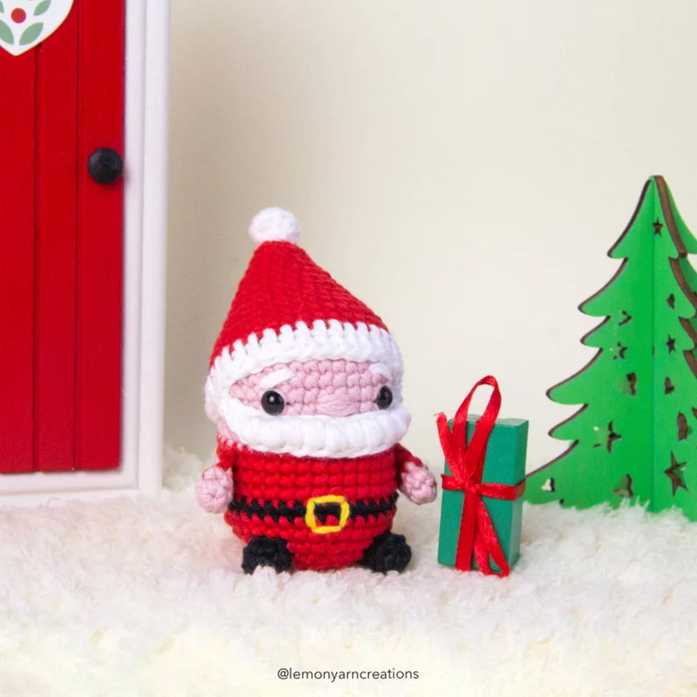 Easy Mini Santa Claus