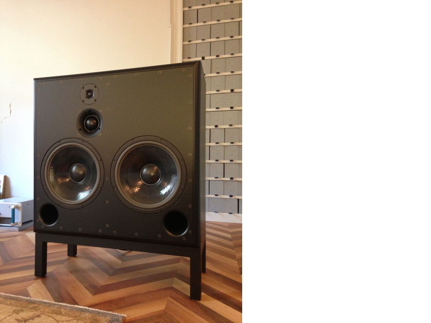 ATC SCM300 ASL PRO MONITORS LIKE NEW! For Sale | Audiogon