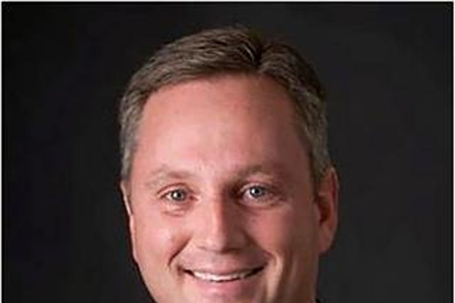 Fidelity Investments is set to make 4,000 new hires at the same time ...