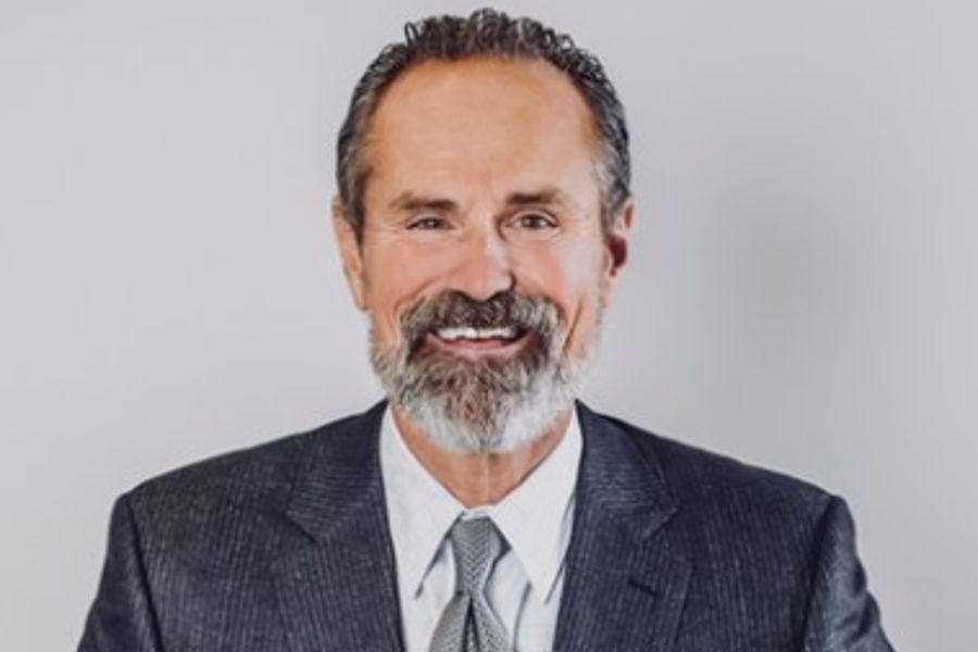 Edelman and Carson mark end of era as 'last holdouts' to dump FINRA ...