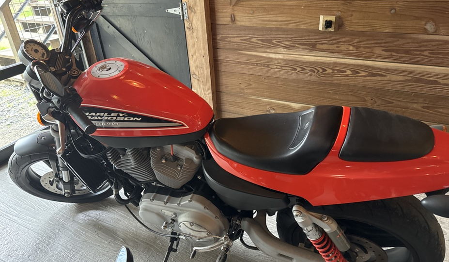 HARLEY-DAVIDSON XR 1200 SPORTSTER (LUX COLORS) for rent near Rock hill, SC