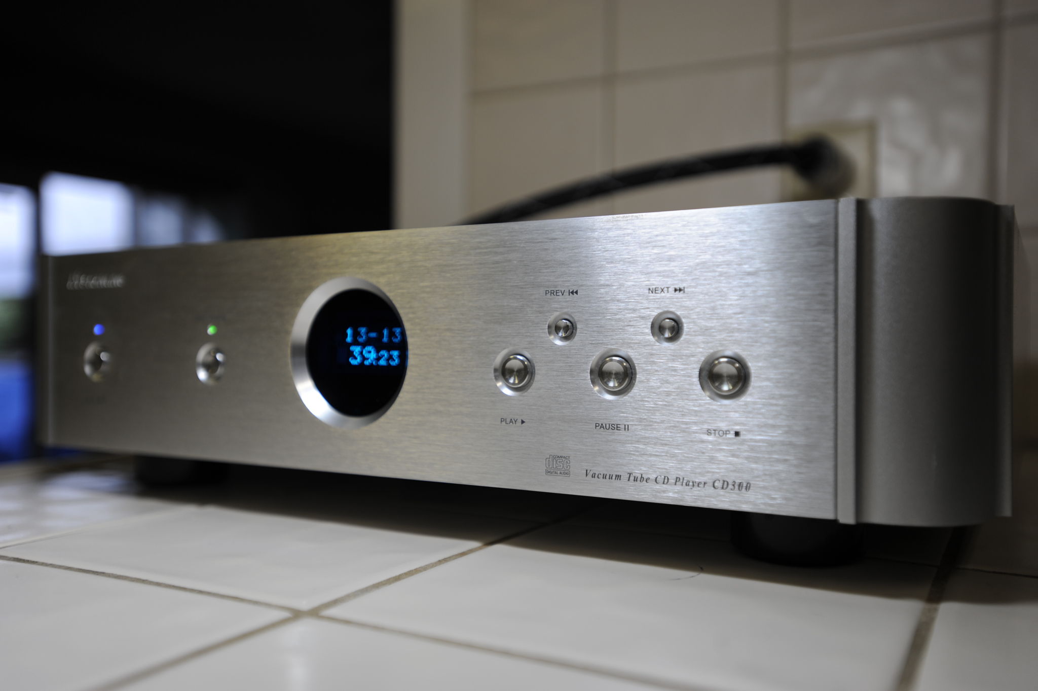 Shanling CD 300 Vacuum Tube CD Player ~ US... For Sale | Audiogon