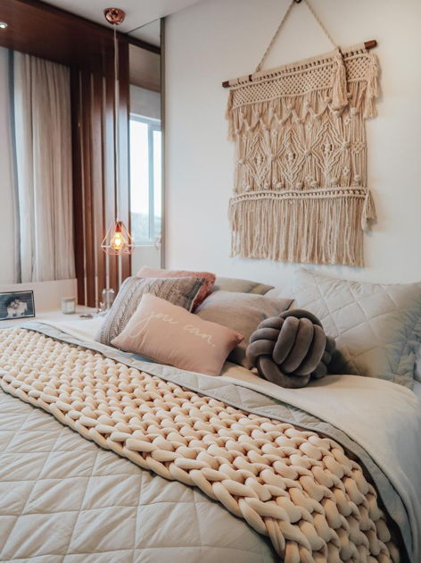 Easy Arm Knitted Bed Runner Pattern