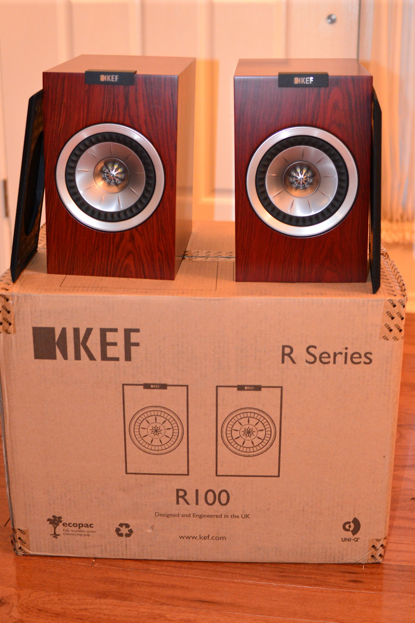 KEF R100 Bookshelf speaker pair (rosewood) For Sale | Audiogon