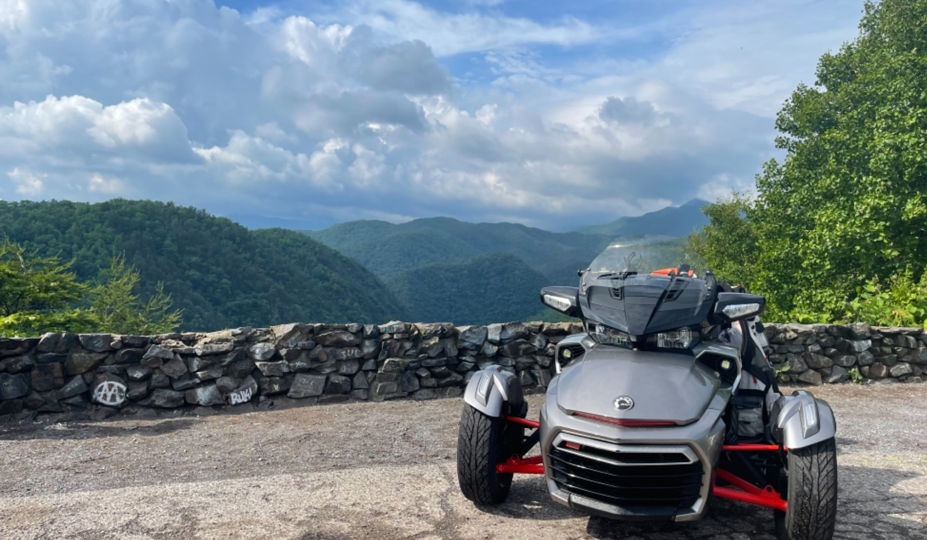 CAN-AM SPYDER F3-T for rent near Sarasota, FL - Riders Share
