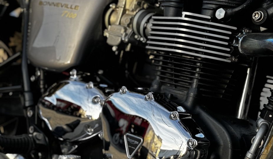 TRIUMPH BONNEVILLE T100 for rent near Los Angeles, CA