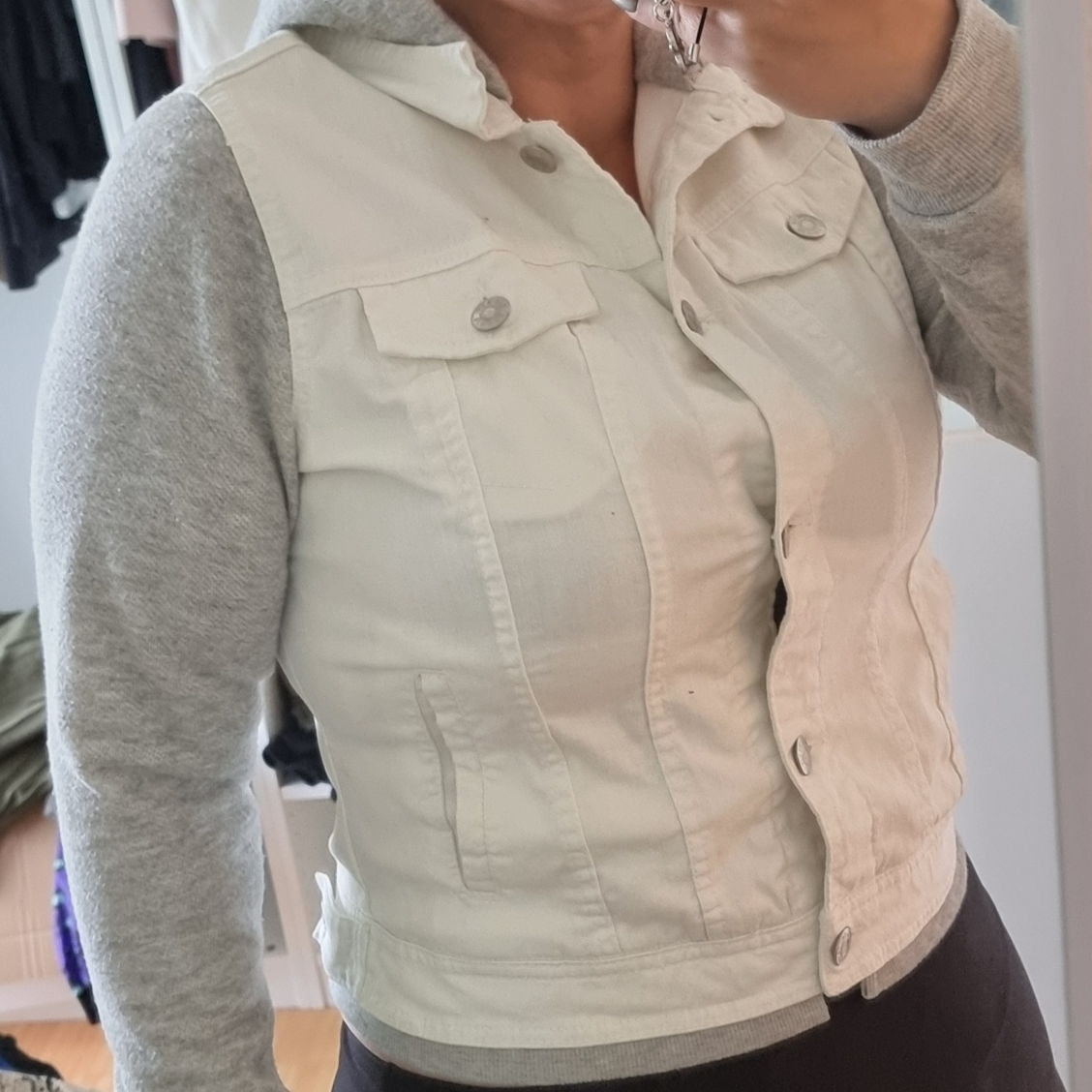 Denim Hooded Jacket white/grey Grösse 44 - CHF 18.00 | Buy on marko