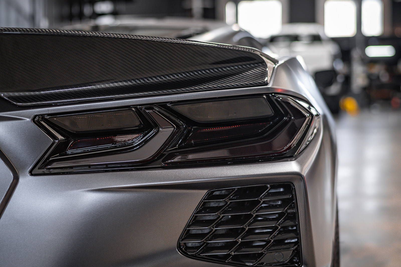 2021 C8 CORVETTE MAKEOVER – THE LAB: Legends Auto Boutique