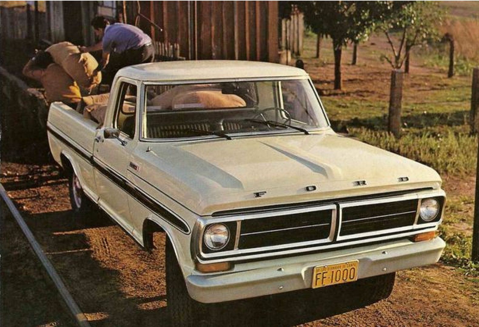 Ford F-1000 : A história da Picape Clássica que deixou saudades