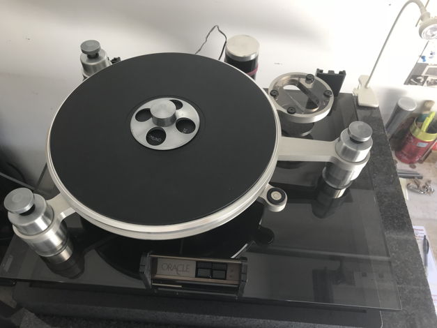 ORACLE DELPHI MK.II TURNTABLE For Sale | Audiogon