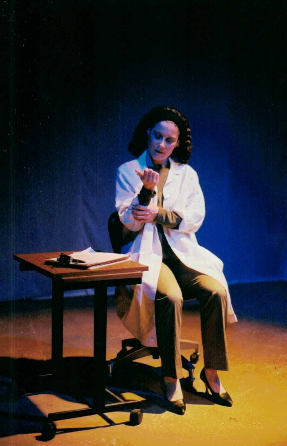 Golden Thread | ReOrient 2002