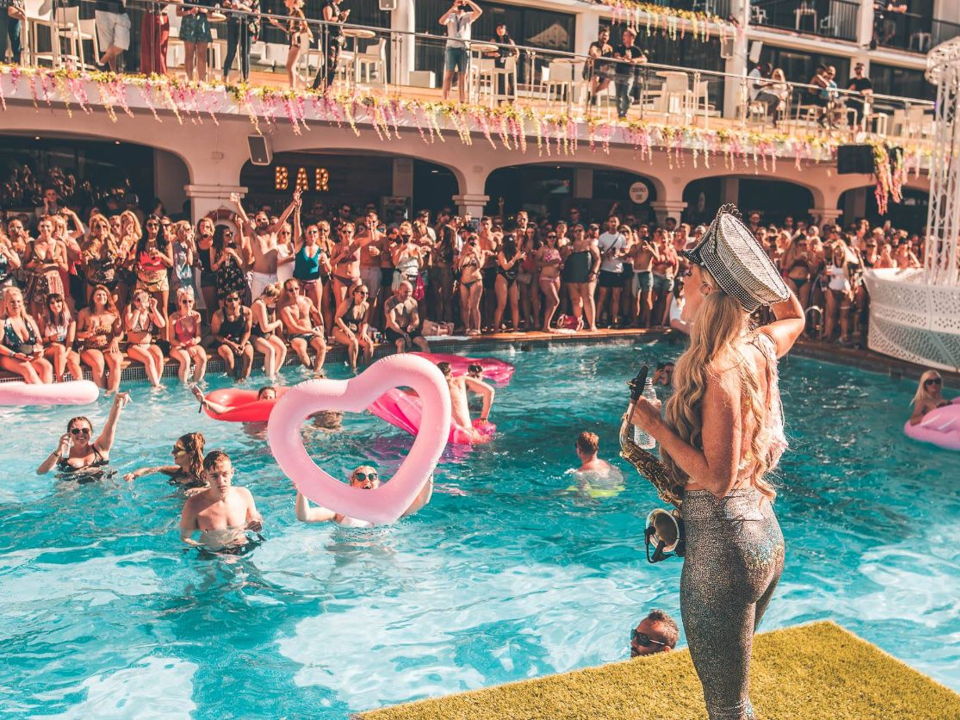 Ibiza Anthems with Switch Disco 2025 at Ibiza Rocks - Buy your official ...