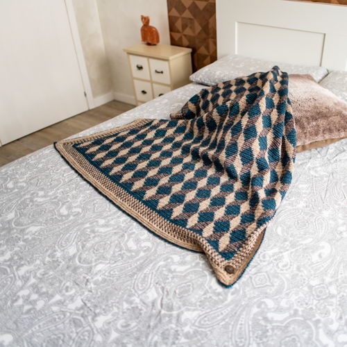 Infinity Cubes Throw