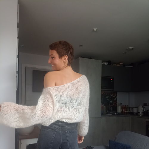 Easy Off the shoulder mohair sweater - knitting pattern