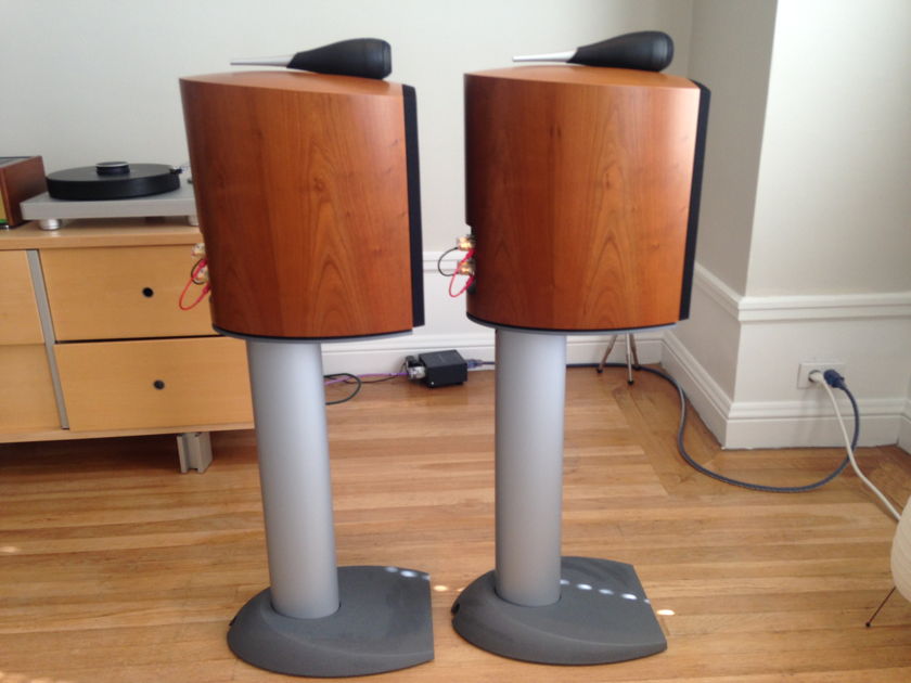 B&W (Bowers & Wilkins) Nautilus 805 Stand Mount Speakers with Stands ...