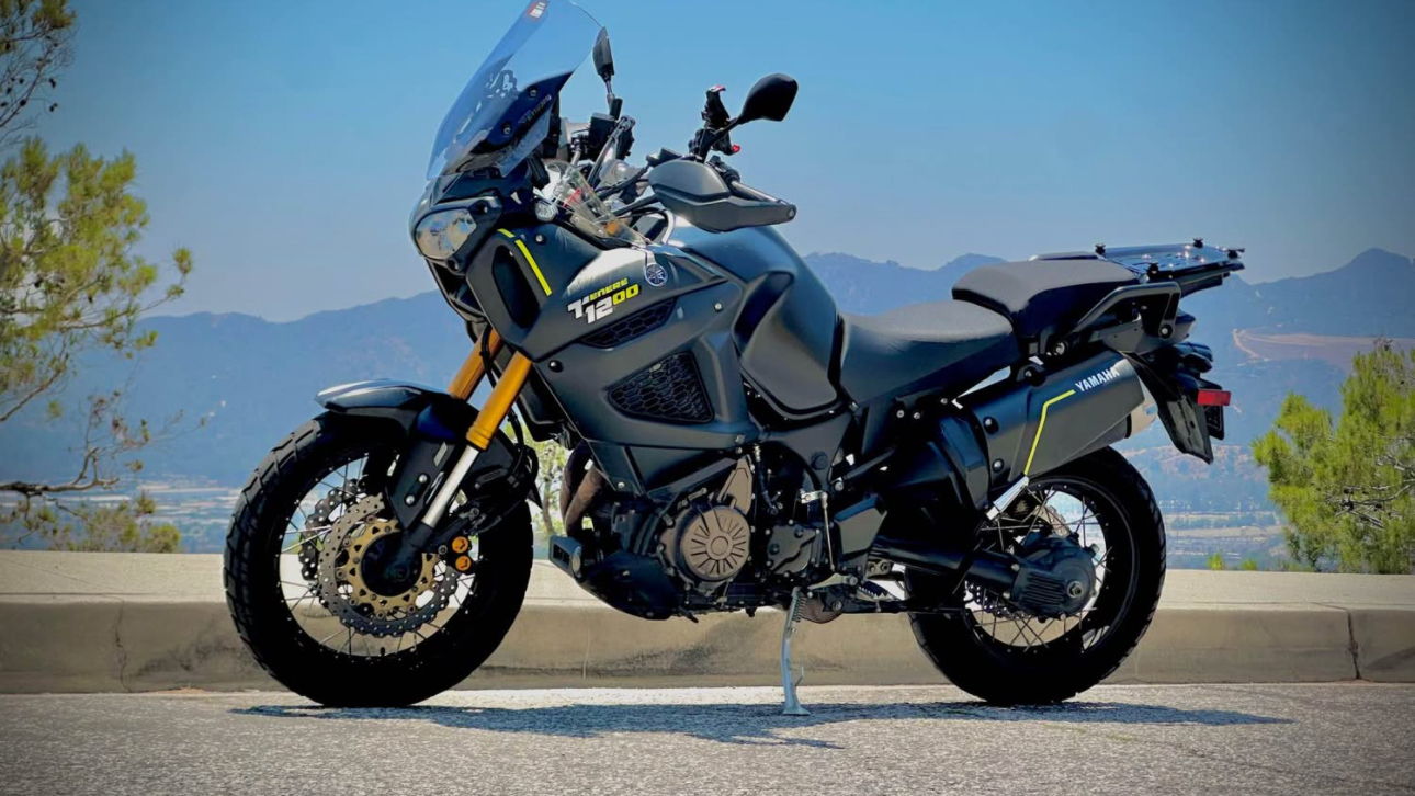 YAMAHA SUPER TENERE ES for rent near Glendale, CA