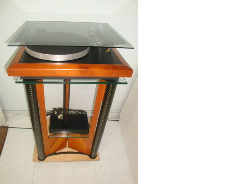 Wilson Benesch ACT One Turntable with ton... For Sale | Audiogon