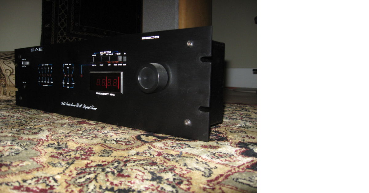 SAE 3200 Digital FM Tuner For Sale | Audiogon