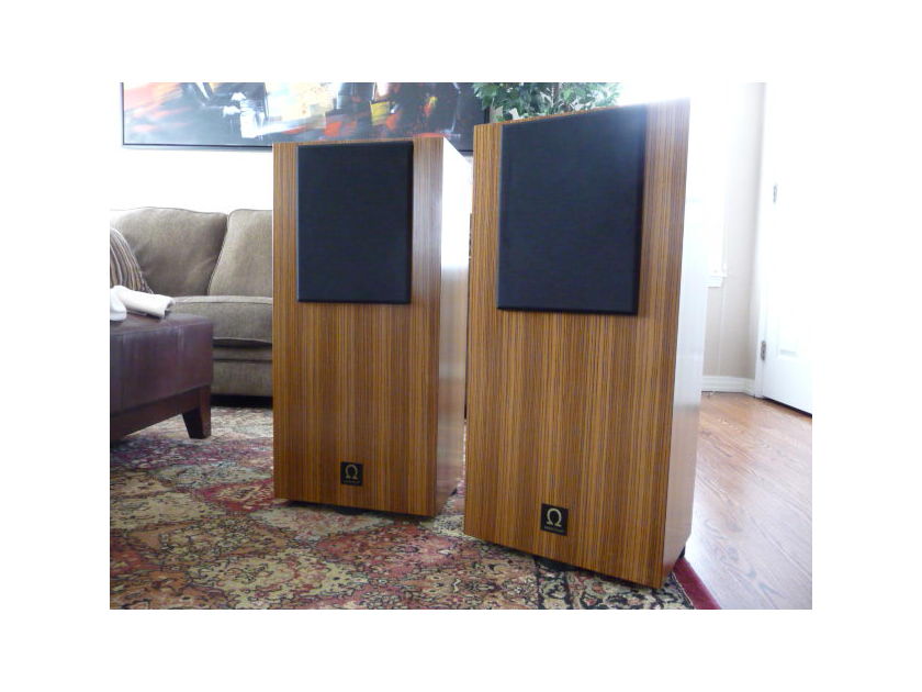 Omega MaxHemp Zebrawood Beautiful Condition! For Sale | Audiogon