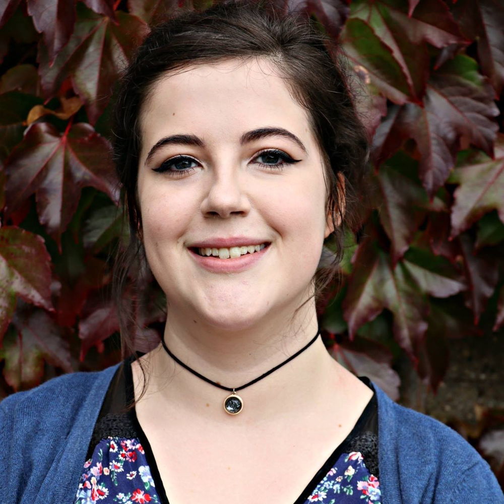 Freya Bennett - British Comedy Guide