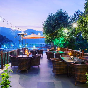 Paradiso Sports Bar & Grill