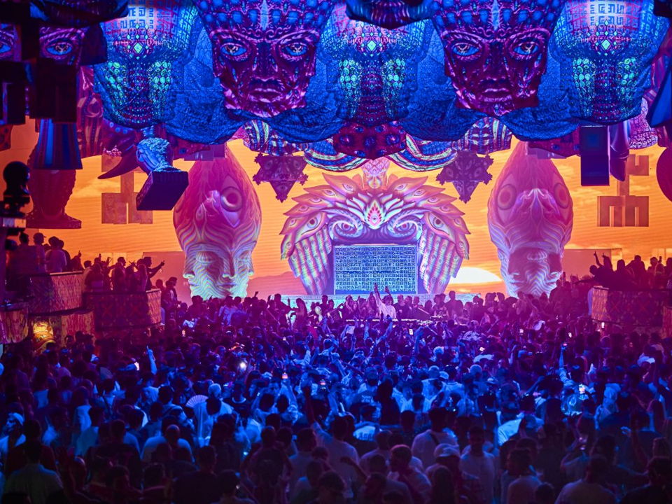Elrow 2025 at [UNVRS] Ibiza - Buy your official tickets
