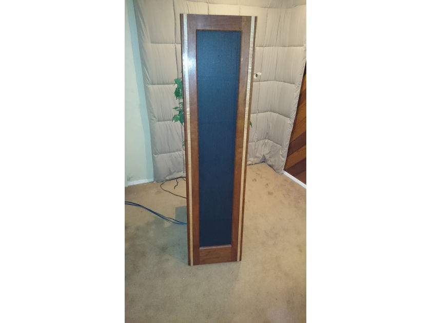Magnepan MG-IIb Best offer. Magnestand gunned magnepans Top shelf xo ...
