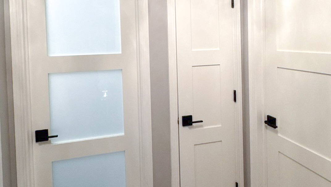 Big Change with 15 Saratoga/3-Panel Interior Doors in Aurora IL Home ...