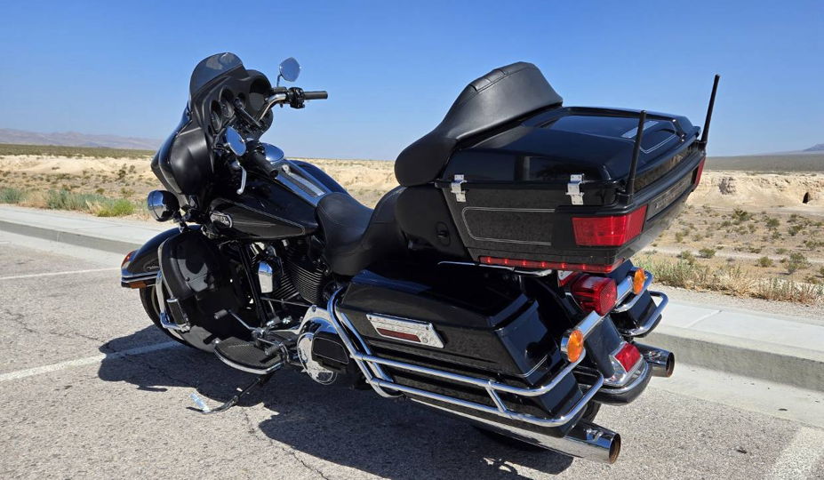 HARLEY-DAVIDSON FLHTCU ULTRA CLASSIC ELECTRA GLIDE (BLACK) for rent ...