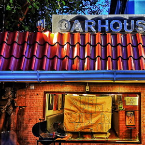 Oarhouse Pub of Manila