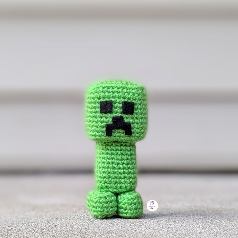 Minecraft Creeper Amigurumi crochet pattern