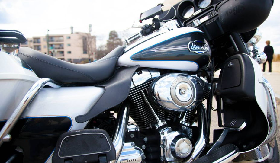 HARLEY-DAVIDSON FLHTC ELECTRA GLIDE CLASSIC (TWO-TONE) for rent near ...