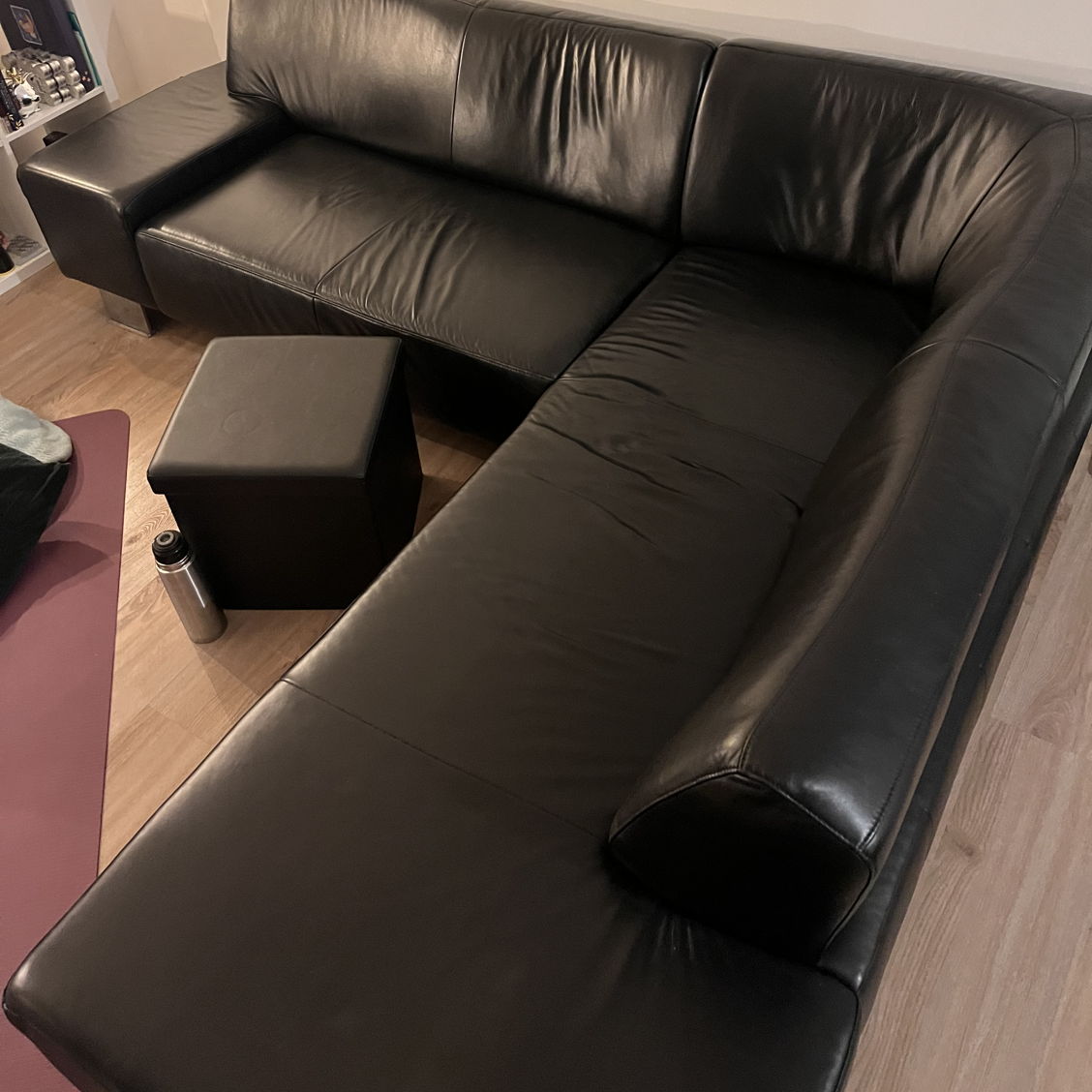 Ledersofa schwarz - CHF 650.00 | Buy on marko